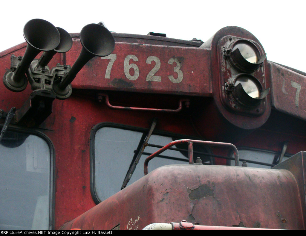 GE C30-7 7623 / HELPER UNIT